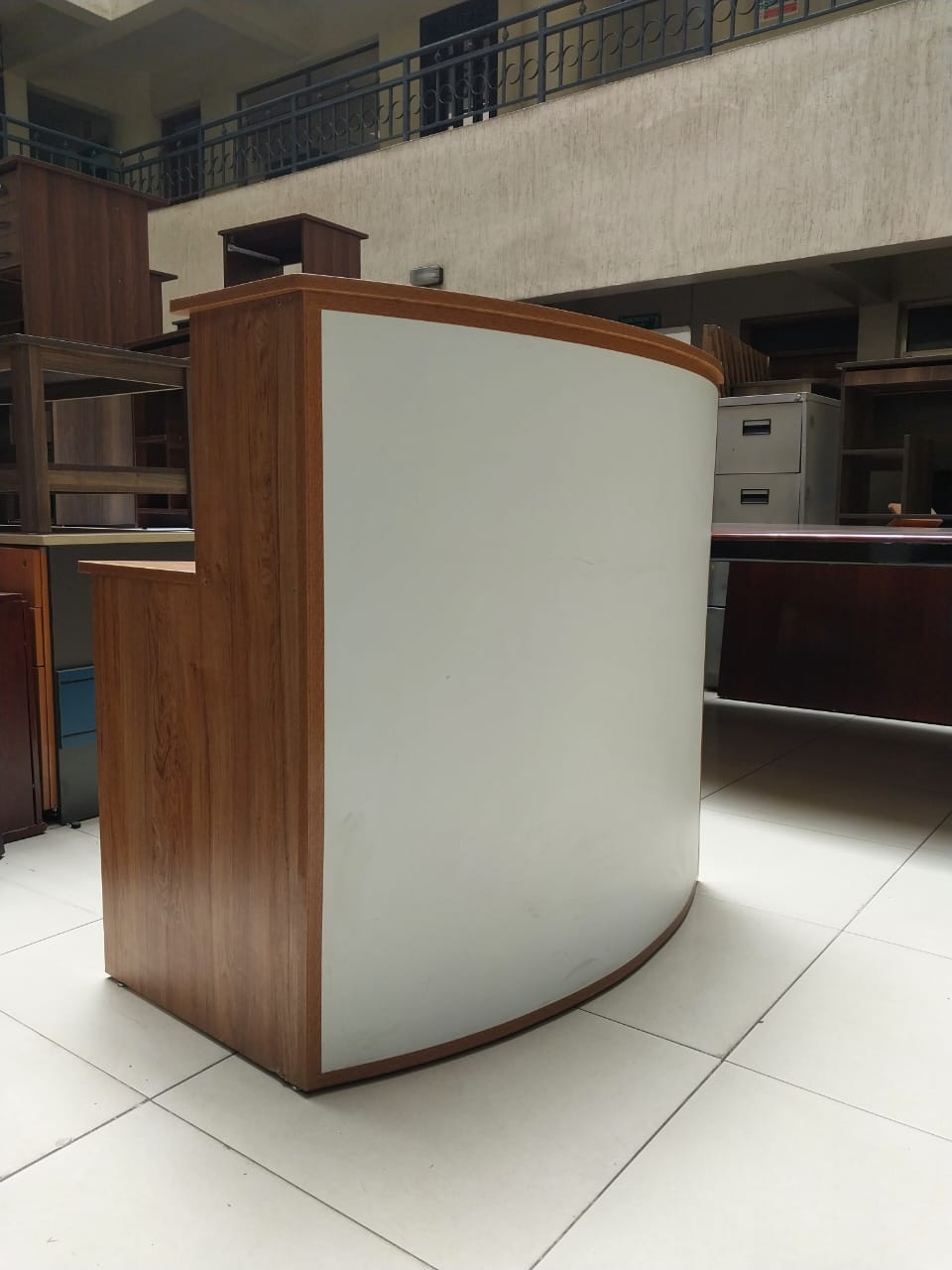 Curved office reception desk - Best Shop Furniture | Tables